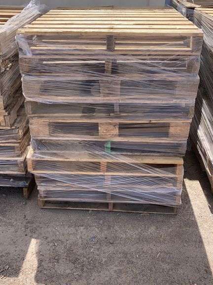 (10) Wooden pallets. - Sierra Auction Management Inc