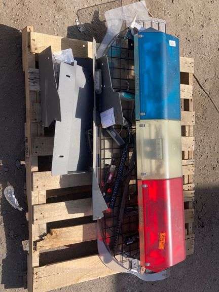 Emergency vehicle lights and seat barrier. - Sierra Auction Management Inc