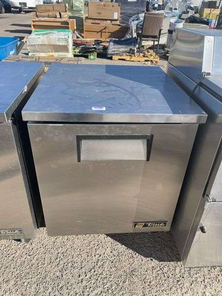 (1 Qty) True Single Door Refrigerator Model TUC-27F - Sierra Auction ...