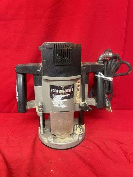 (1 Qty) Porter Cable Router - Sierra Auction Management Inc