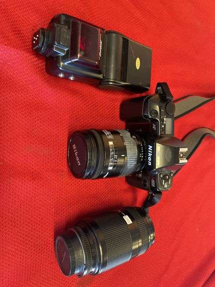 (1 Qty) Nikon N8008 28-85mm Camera - Sierra Auction Management Inc