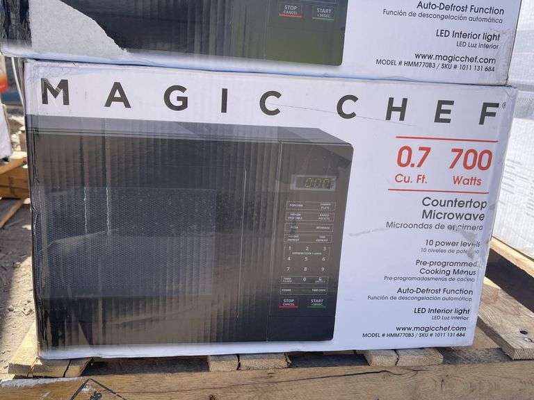 (1 Qty) Magic Chef 0.7cu.ft Countertop Microwave - Sierra Auction ...