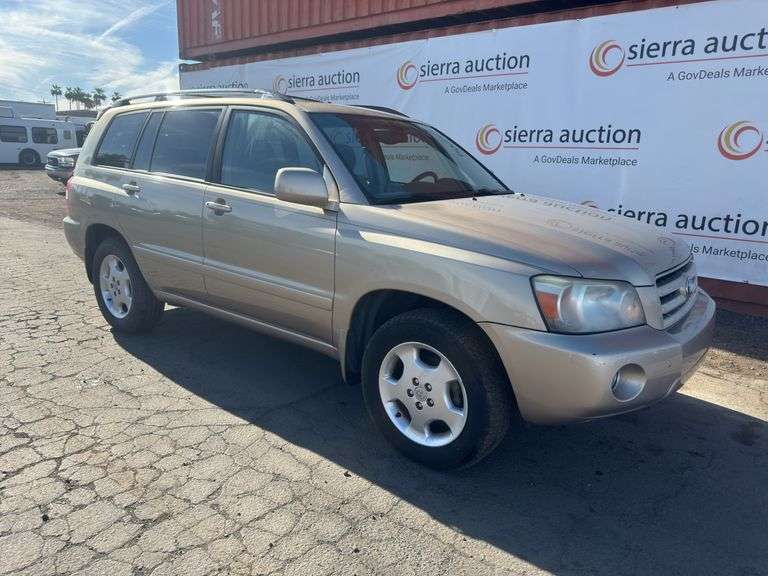 2005 Toyota Highlander - Sierra Auction Management Inc