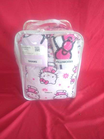 Hello Kitty 7- Piece Full Bed Set 990371289 - Sierra Auction Management Inc