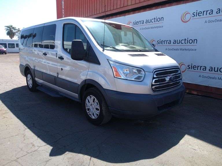 2017 Ford Transit 150 XLT Passenger Van - Sierra Auction Management Inc