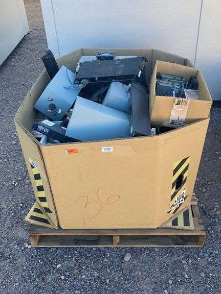 Gaylord box with assorted radio equipment and more. - Sierra Auction ...