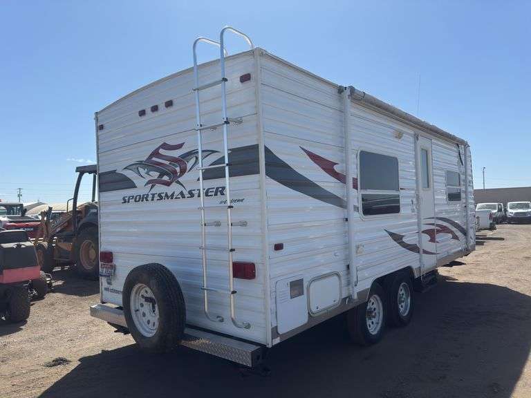 2006 Sportsmaster Extreme 26 Ft. Travel Trailer - Sierra Auction ...