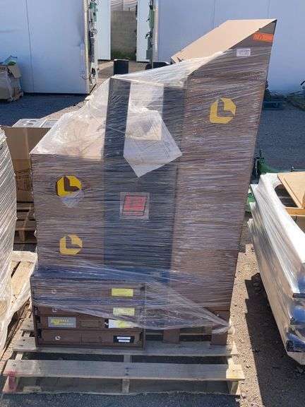 Metal hardware storage containers. - Sierra Auction Management Inc