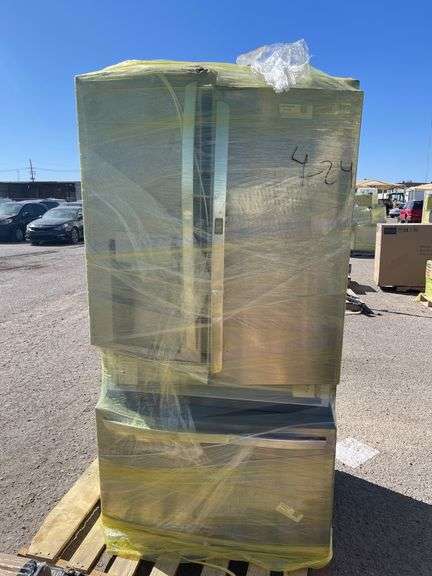 (1 Qty) LG Refrigerator - Sierra Auction Management Inc