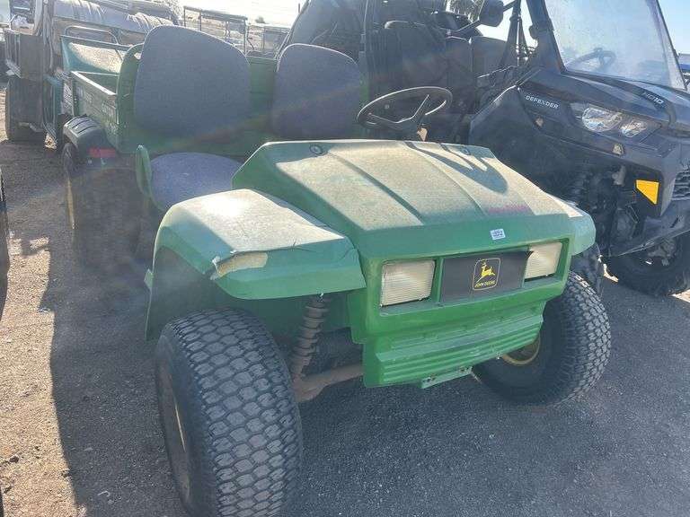 2001 John Deere 4X2 Gator Utility Cart - Sierra Auction Management Inc