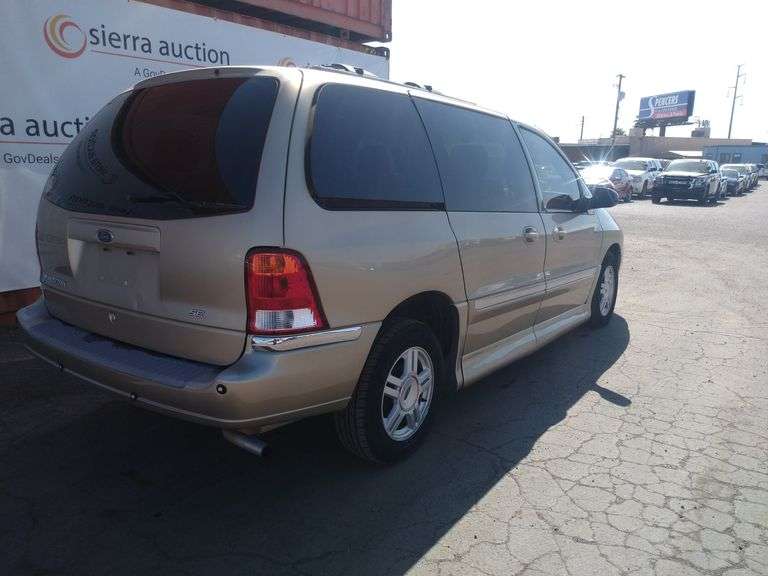 2001 Ford Windstar Vans SE - Sierra Auction Management Inc