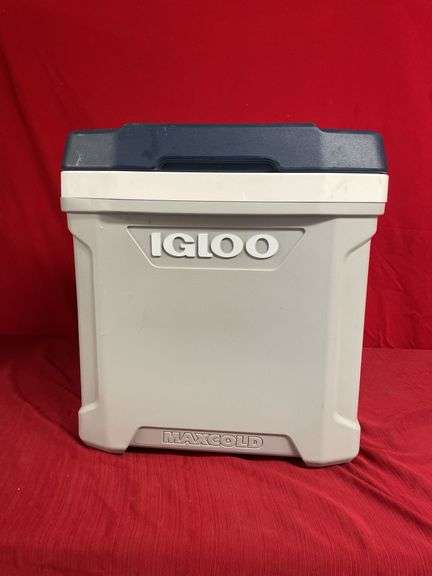 (1 Qty) Igloo MaxCold Cooler - Sierra Auction Management Inc
