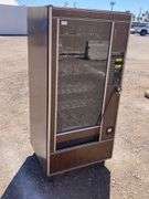 AP 113 snack machine with validator and mechanism. - Sierra Auction ...