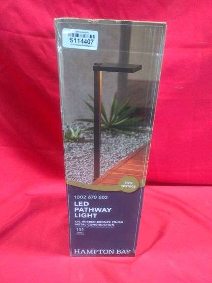 LED Pathway Light - Sierra Auction Management Inc