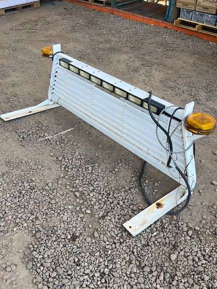 Chevy Silverado Magnum Low Pro Headache Rack With Lights - Sierra ...