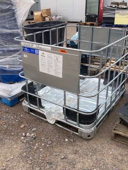 Metal cage palette. - Sierra Auction Management Inc
