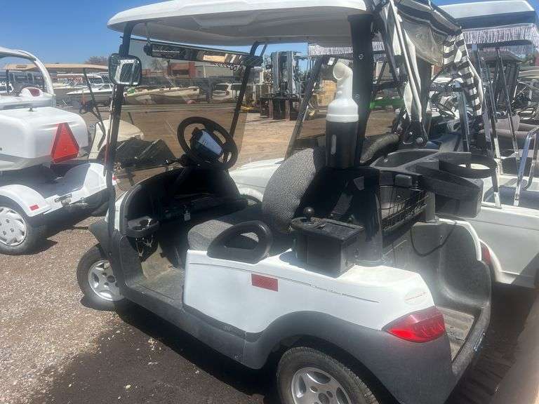 2006 Club Car Precedent - Sierra Auction Management Inc