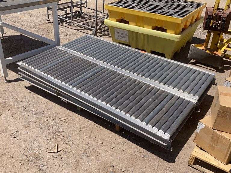 (4) 6 foot cargo loading rollers. - Sierra Auction Management Inc