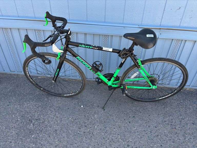 Schwinn Kent 700 Mountain Bike - Sierra Auction Management Inc