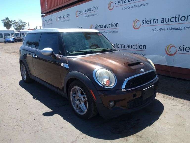 2009 MINI Cooper Clubman S - Sierra Auction Management Inc