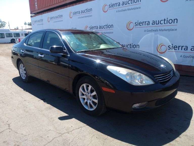 2002 Lexus ES 300 - Sierra Auction Management Inc