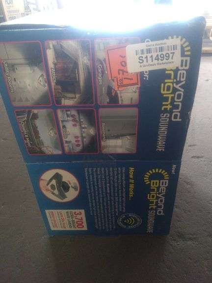 M# 23010 Beyond Bright ultra-bright light Bluetooth speaker 3,700 ultra ...