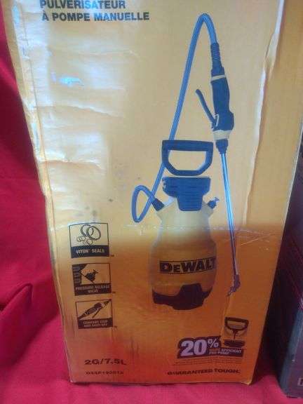DeWalt Manual Pump Sprayer, 2 Gallon Bucket Lids, And Texture-Pro 500 ...