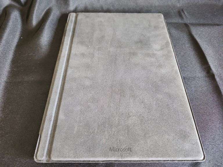1 (Qty) Microsoft Surface Pro Model 1866 - Sierra Auction Management Inc
