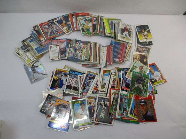 Assorted Sports Cards - Sierra Auction Management Inc