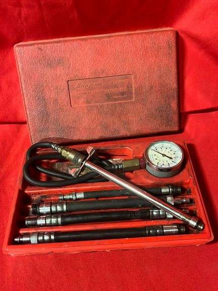 Snap-on Compression Gauge Set MT308KB - Sierra Auction Management Inc