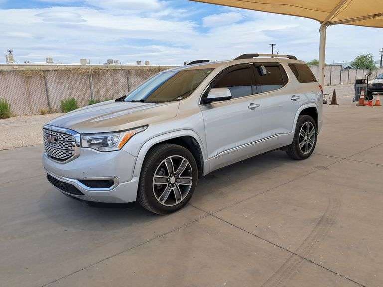 2017 GMC Acadia Denali - Sierra Auction Management Inc