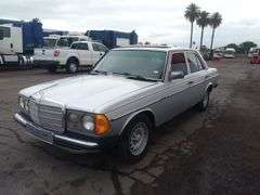 1984 Mercedes D300 - Sierra Auction Management Inc