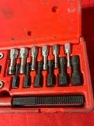 Snap-on RTD33 Fractional and Metric Rethreading Set Thread Chasers ...