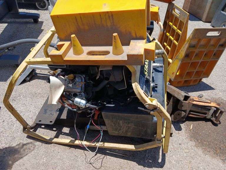 **LARGE LOT** Various Shop Items: Stanley Generators, Wheel Chocks ...