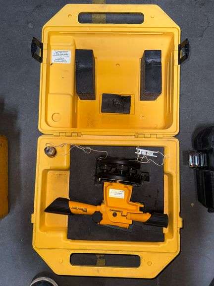 Berger instruments optical levels type 54-140B - Sierra Auction ...