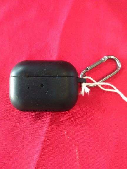 Apple Earbuds Model A2190 W/ Black Case - Sierra Auction Management Inc