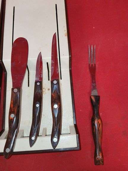 10 Piece Vintage Cutco Knife Set - Sierra Auction Management Inc