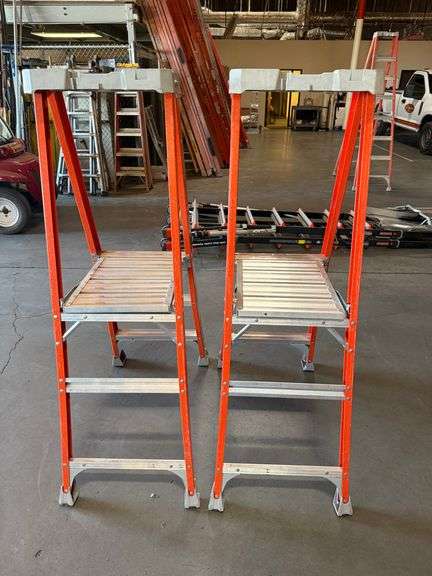 (2) 3 ft. Fiberglass Pinnacle Platform Ladder with 300 lbs. Load ...