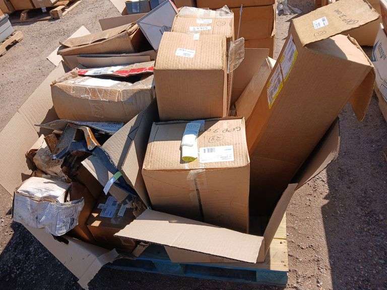 Pallet of Various Auto Parts, New/Reman - Sierra Auction Management Inc