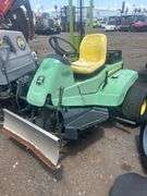 John Deere 1200 Hydro Bunker Rake - Sierra Auction Management Inc