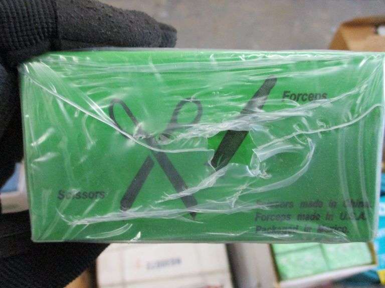 (3) Boxes of First Aid Products Scissors and Forceps (100pcs per Case ...