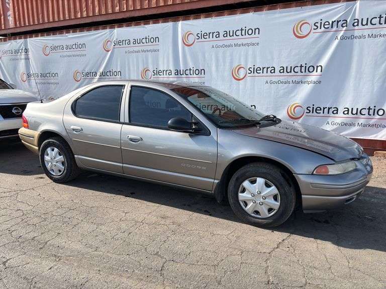 1998 Dodge Stratus - Sierra Auction Management Inc