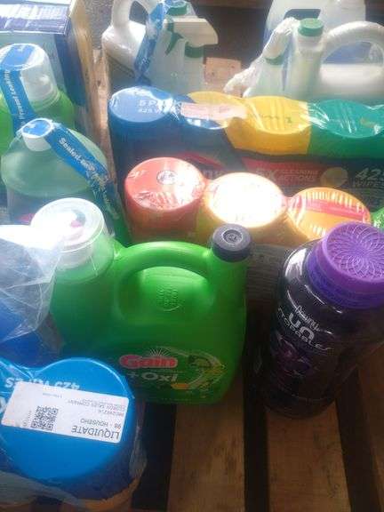 (P) Of Laundry Detergents Such As Clorox Wipes, Downy Unstoppable Scent ...