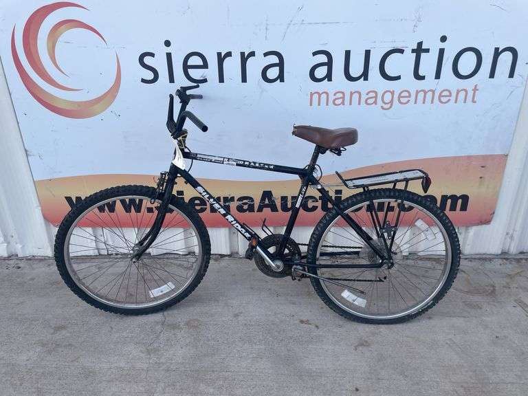 RoadMaster Silver Ridge Bike - Sierra Auction Management Inc