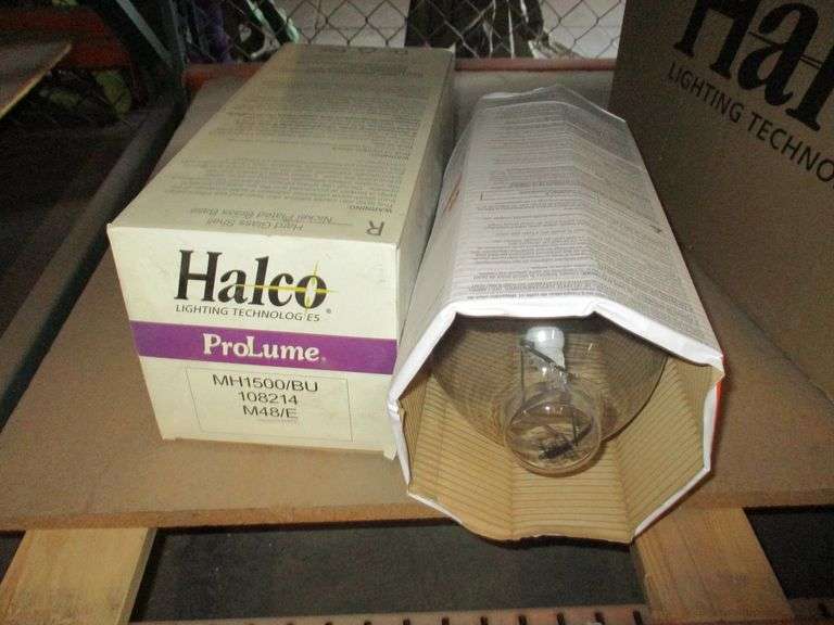 2-Section of Pallet Racking With Contents Including- HALCÓN PROLUME ...