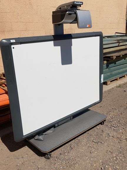 6 foot rolling Promethean board with projector. - Sierra Auction ...