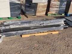 Approximately 16 pieces of assorted sized decorative fence posts. (Up ...