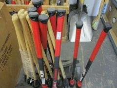 Lot With Approx. (17) Misc RAZOR-BACK Clay Pick 34" - Sierra Auction ...