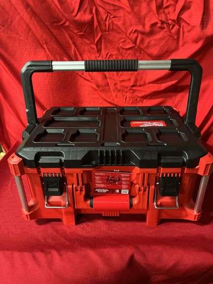 BRAND NEW Milwaukee PACKOUT 22 in. Large Portable Tool Box Fits Modular ...