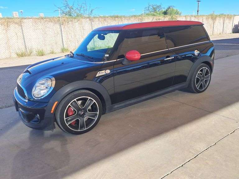 2012 MINI Cooper Clubman John Cooper Works - Sierra Auction Management Inc